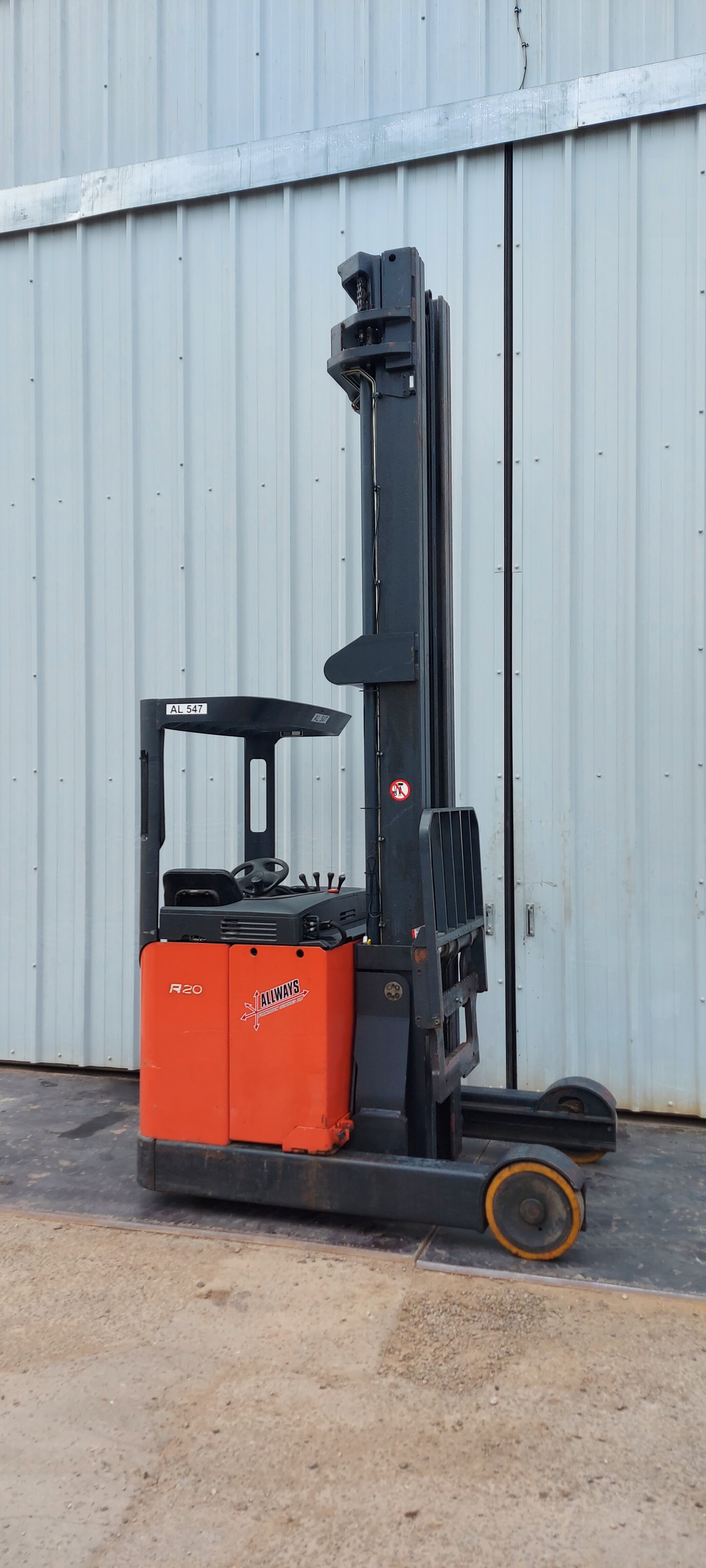 AL547 LINDE R20 2.0 Tonne Electric - Allways Forktruck Services Ltd
