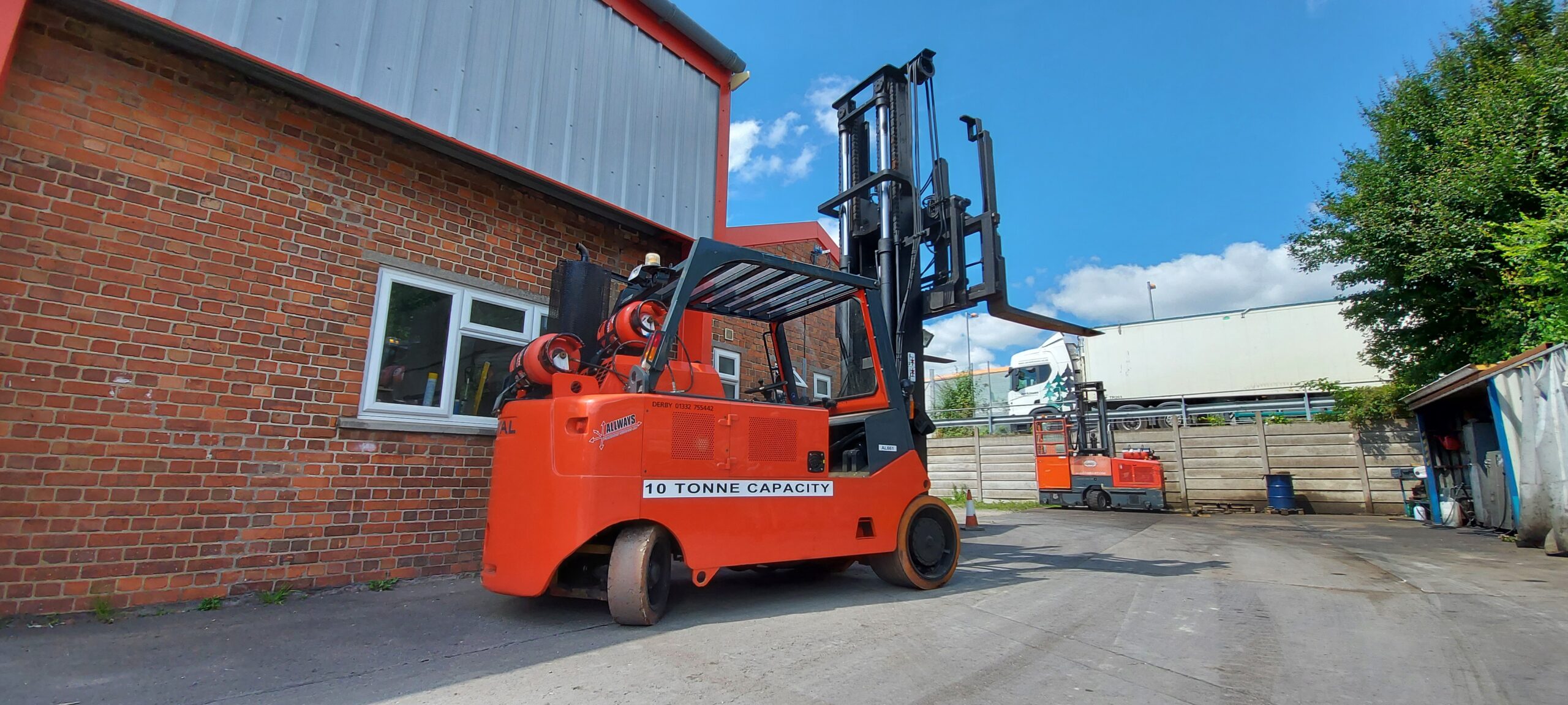 AL661 ROYAL T225C 10.0 Tonne LPG - Allways Forktruck Services Ltd