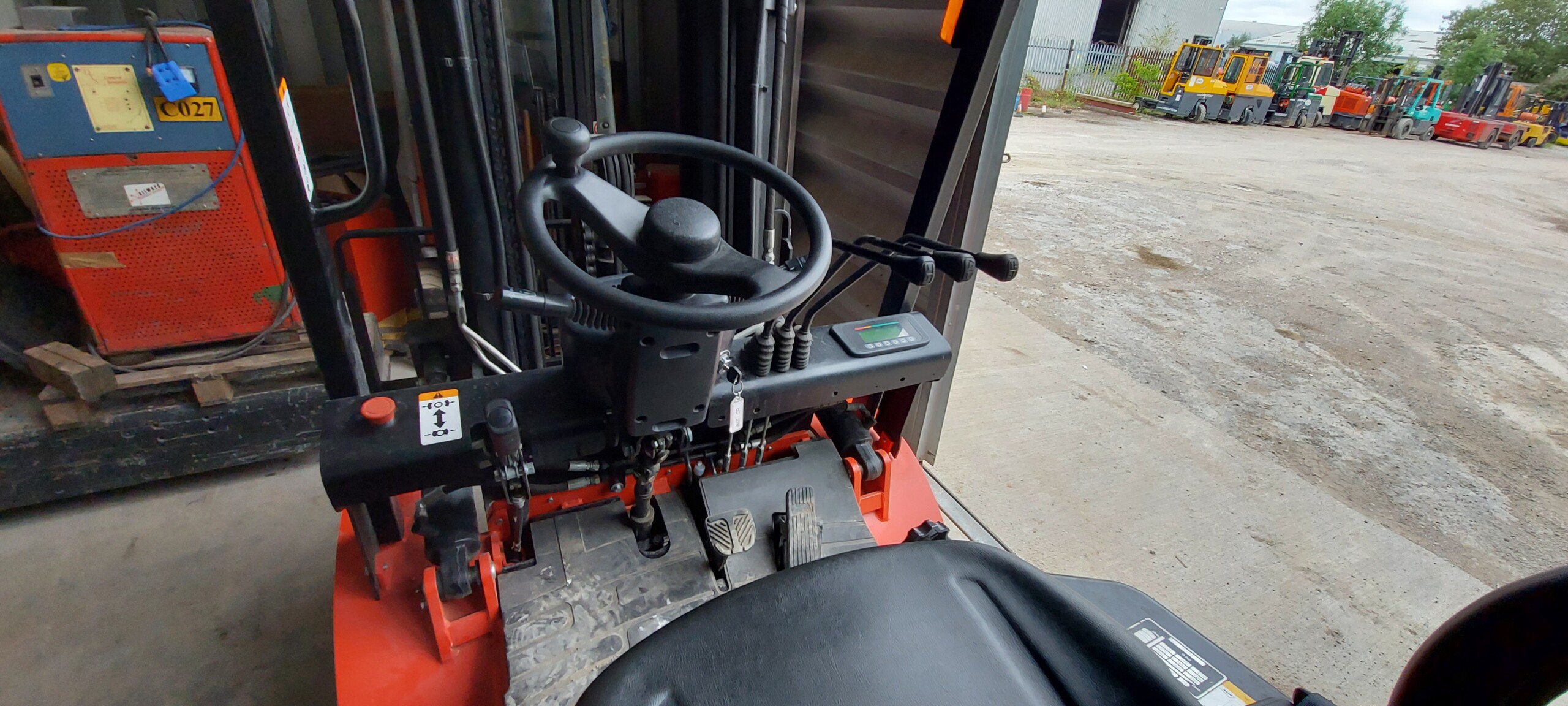 AL675 EP EFL302 3.0 Tonne Electric - Allways Forktruck Services Ltd