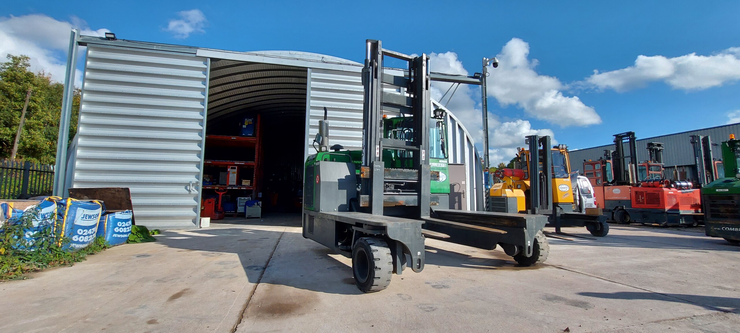 AL732 COMBILIFT C8000 MKI 8 Tonne Diesel - Allways Forktruck Services Ltd