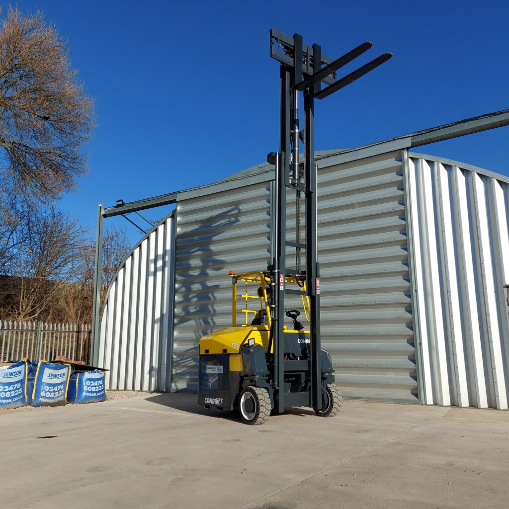 AL744 COMBILIFT CBE4000 4.0 Tonne Electric