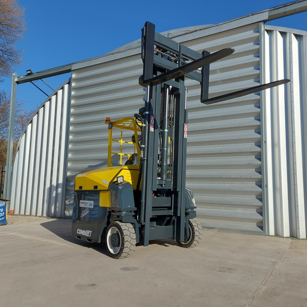 AL744 COMBILIFT CBE4000 4.0 Tonne Electric