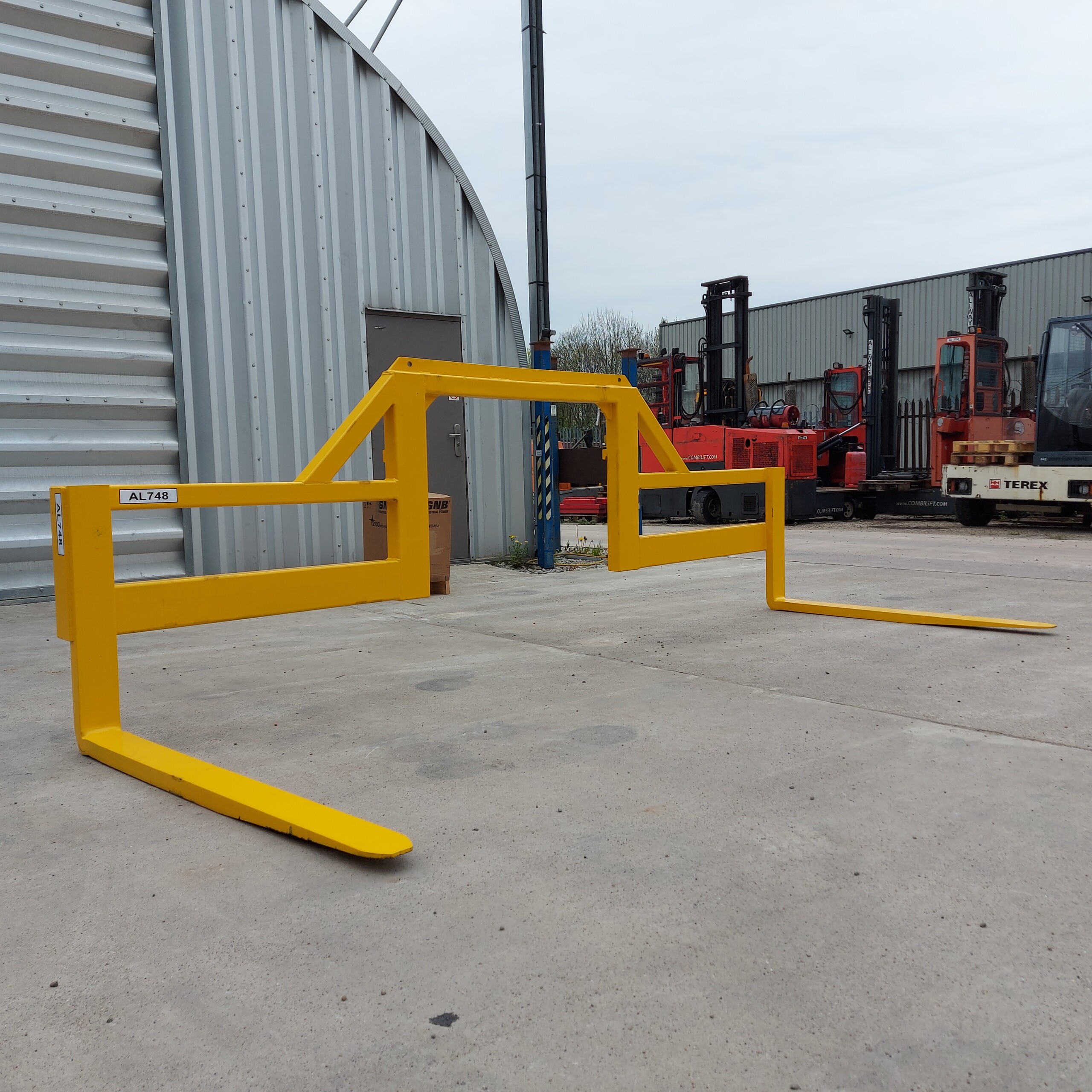 AL748 CONTACT 4.0 TONNE 3.0 METER WIDE BEAM - Allways Forktruck ...