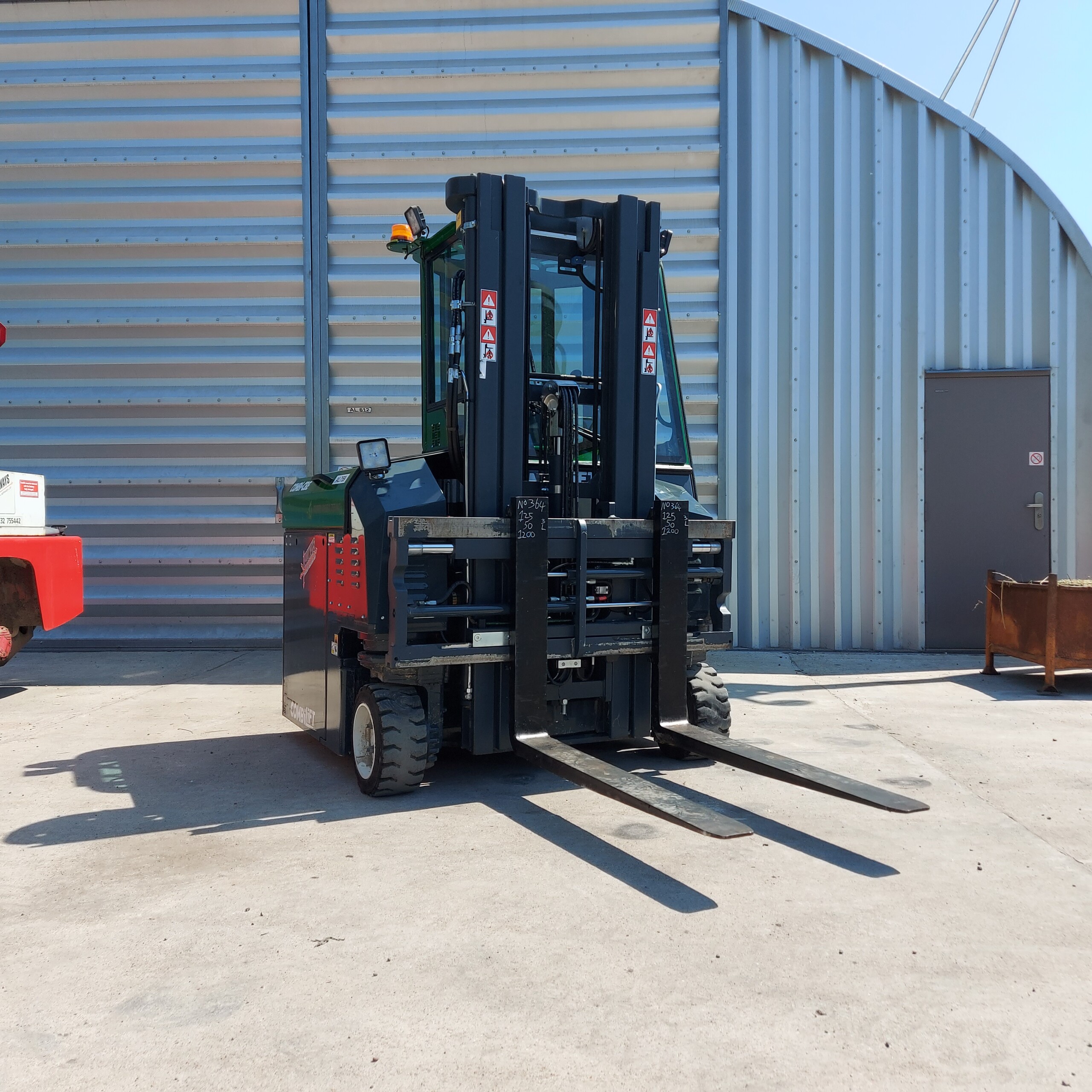AL759 COMBILIFT CBE2500 2.5 Tonne Electric