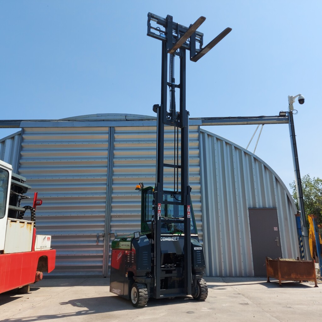 AL759 COMBILIFT CBE2500 2.5 Tonne Electric