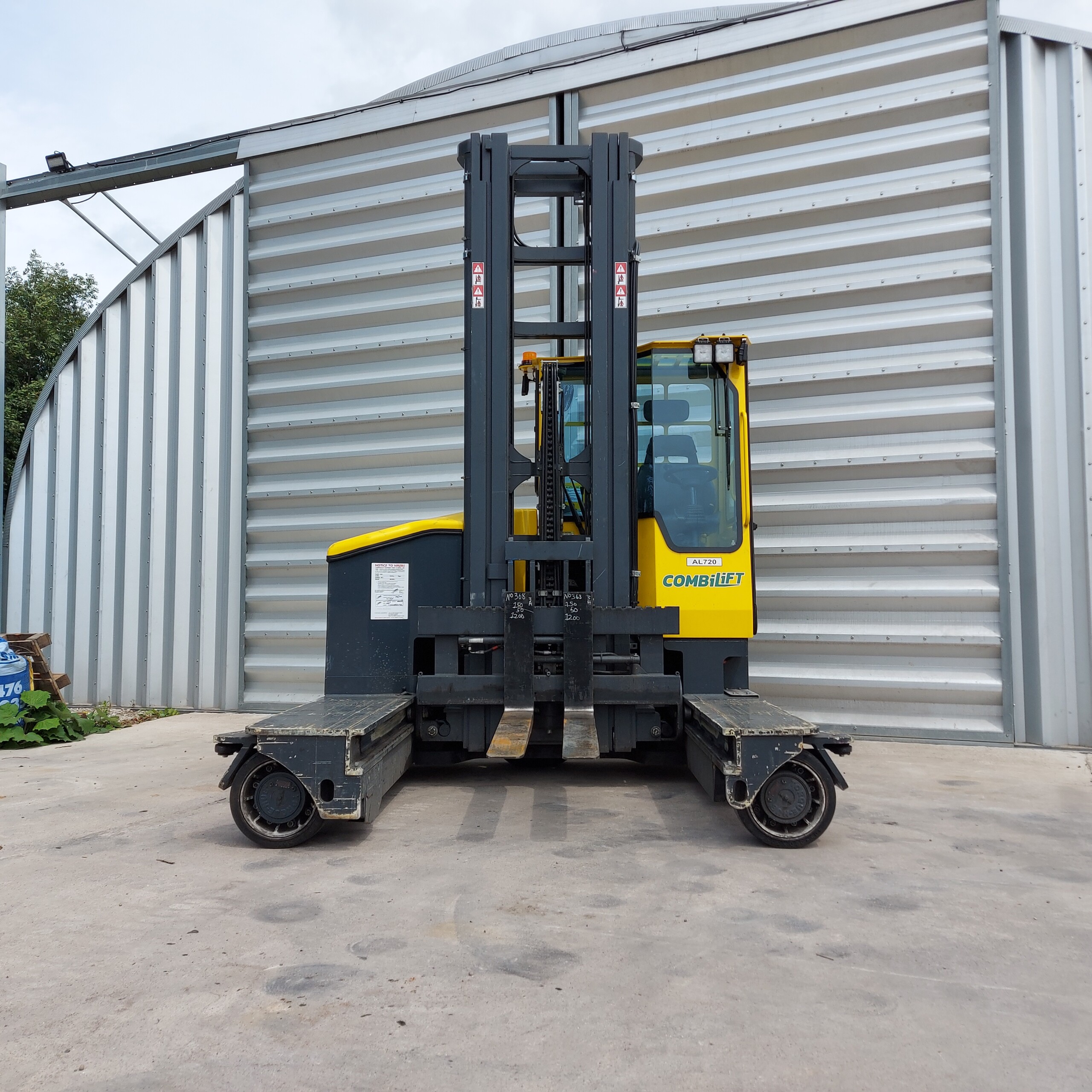 AL720 COMBILIFT C4000ET 4 TONNE ELECTRIC