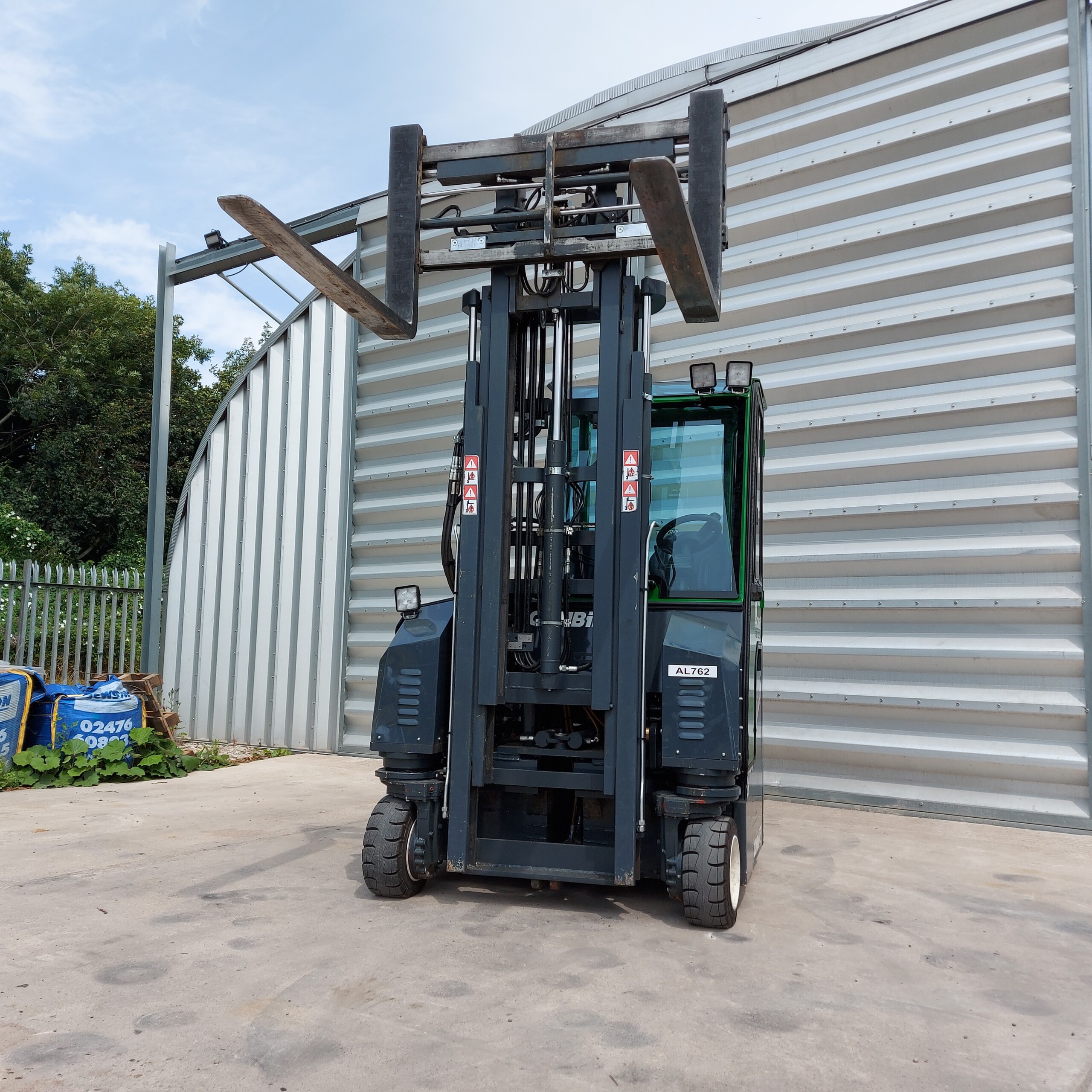 AL762 COMBILIFT CBE2500 2.5 TONNE ELECTRIC