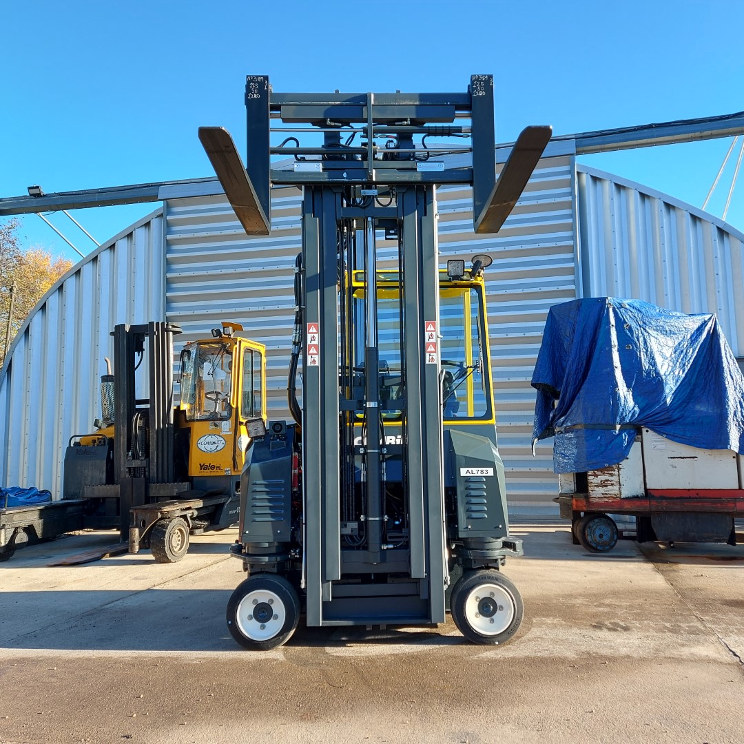 COMBILIFT CBE3000 3 TONNE ELECTRIC