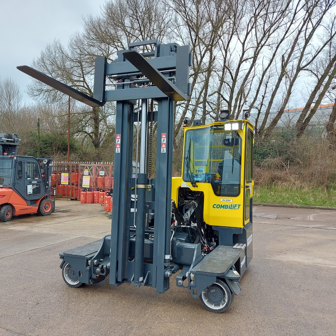 AL800 COMBILIFT C4000ET 4 TONNE ELECTRIC